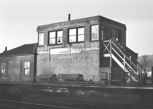 Gomshall & Shere Signalbox